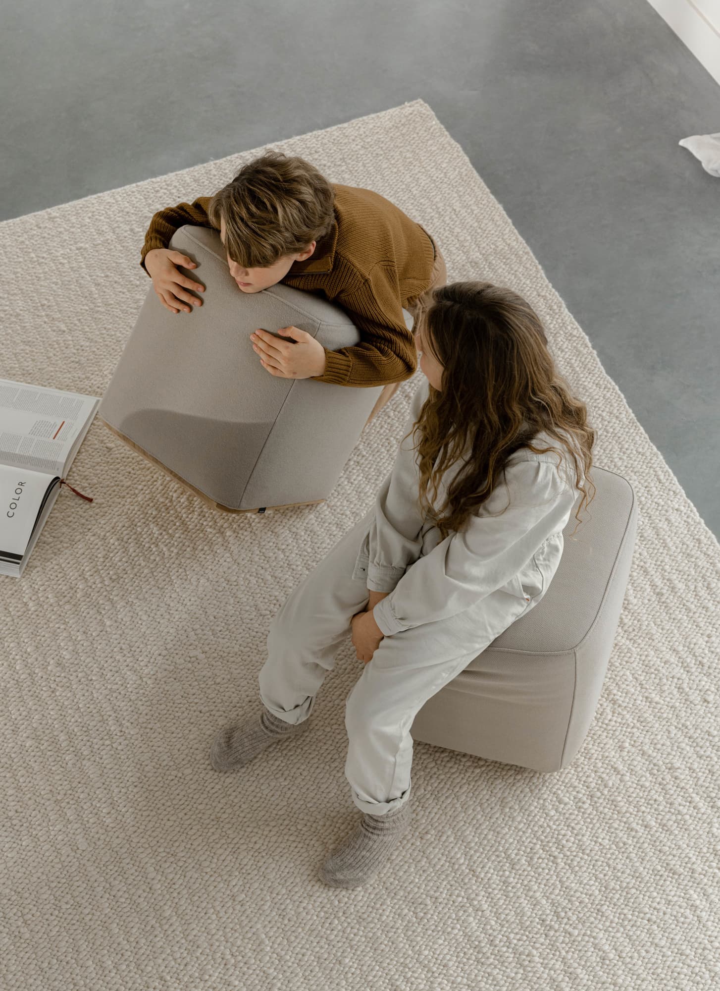 Poefs in diverse kleuren en stijlen | Studio HENK